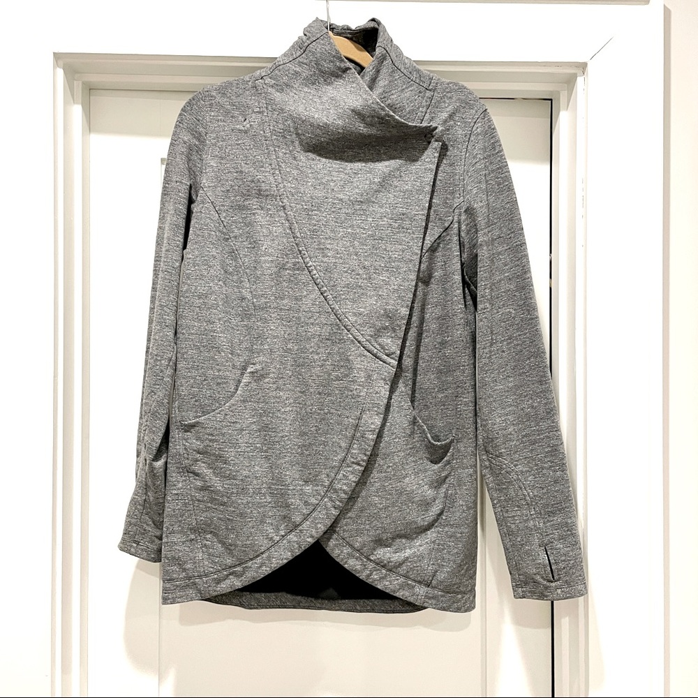 Lululemon Wrap - Gem